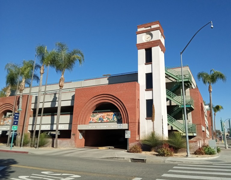 Photographs: Then and Now (Fender Factory) – Fullerton History